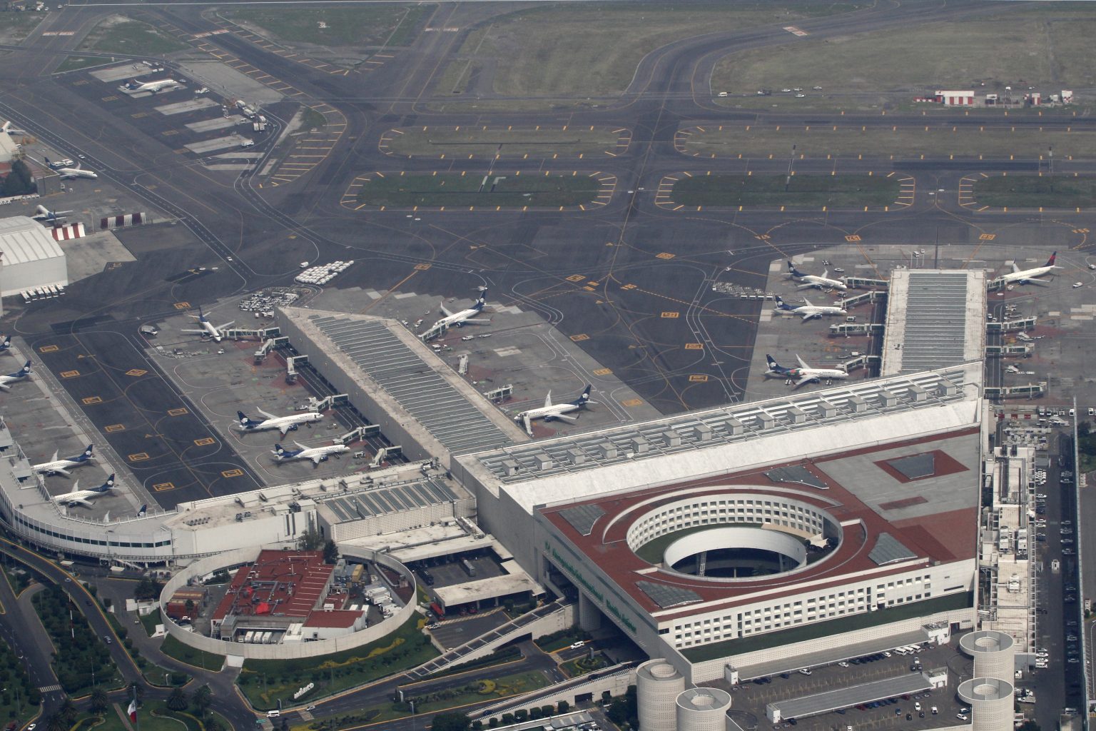 A Simple Guide To The Top Delta Air Lines Hubs Worldwide - TheTalkHome